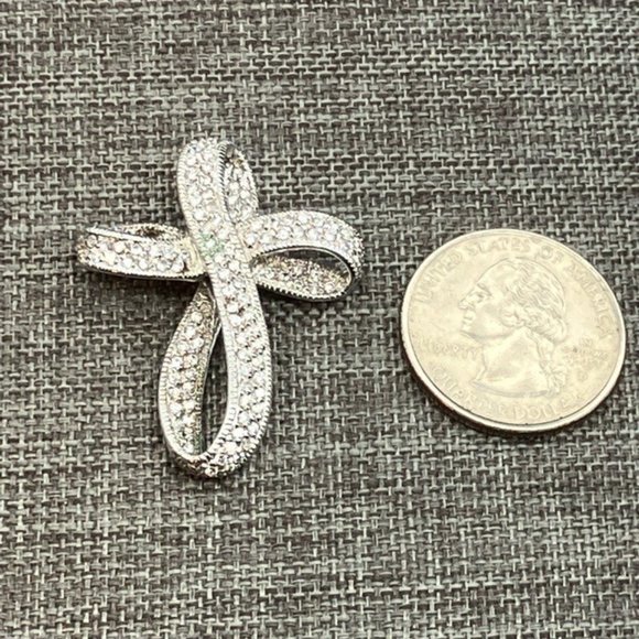 Vintage | Jewelry | Curved Cross Pendant Silver Rhinestone Catholic ...